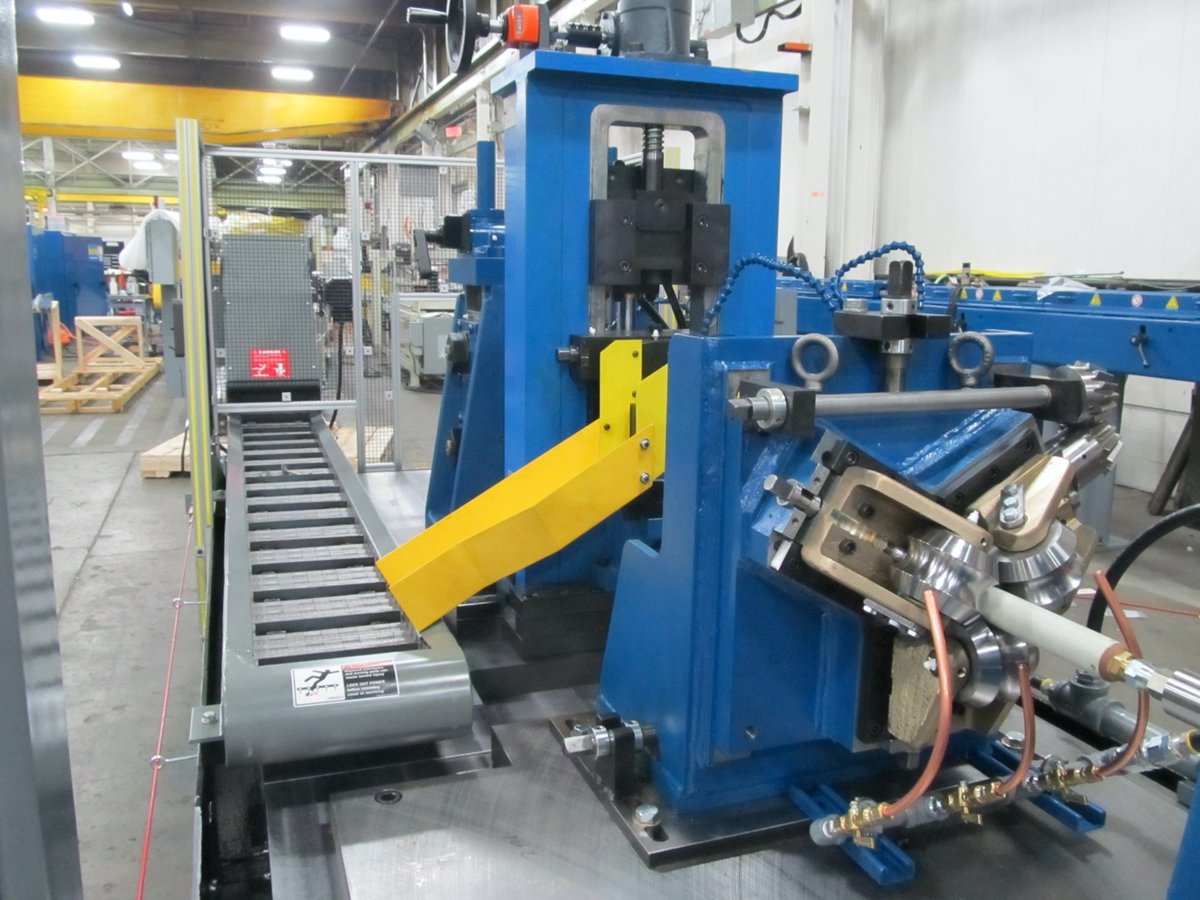 Benefits of the Shear End Welder for Roll Forming